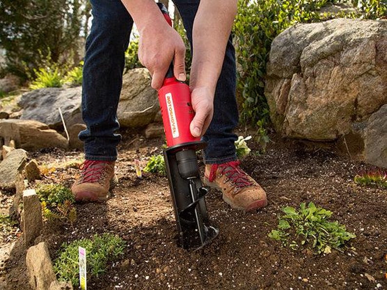 Rotoshovel the World’s First Automatic Handheld Shovel With an Auger ...