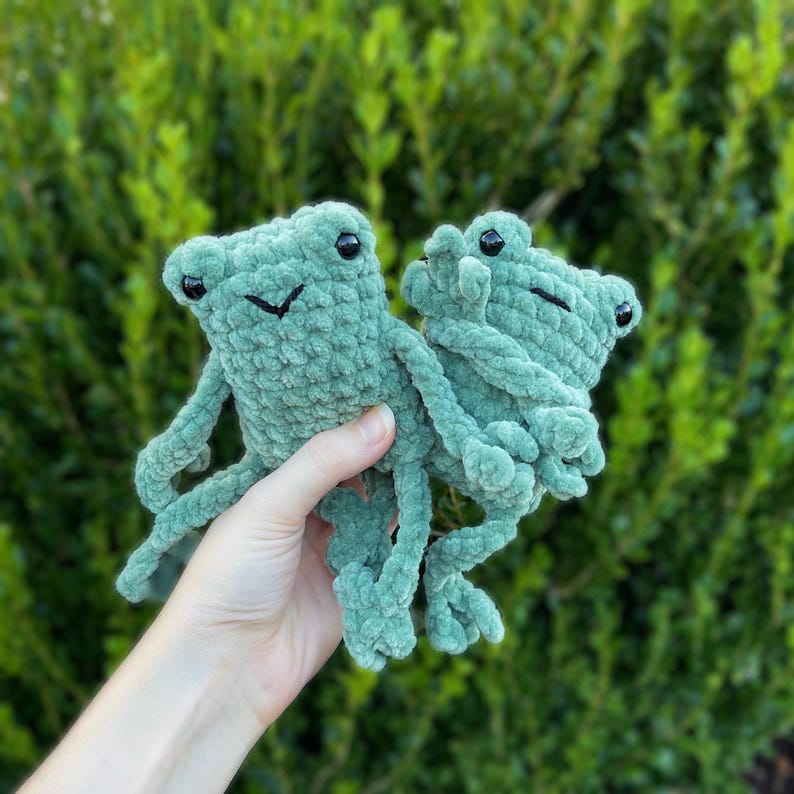 Crochet Leggy Frog Plushie | Crochet Frog | Stress Toy | Fidget ...