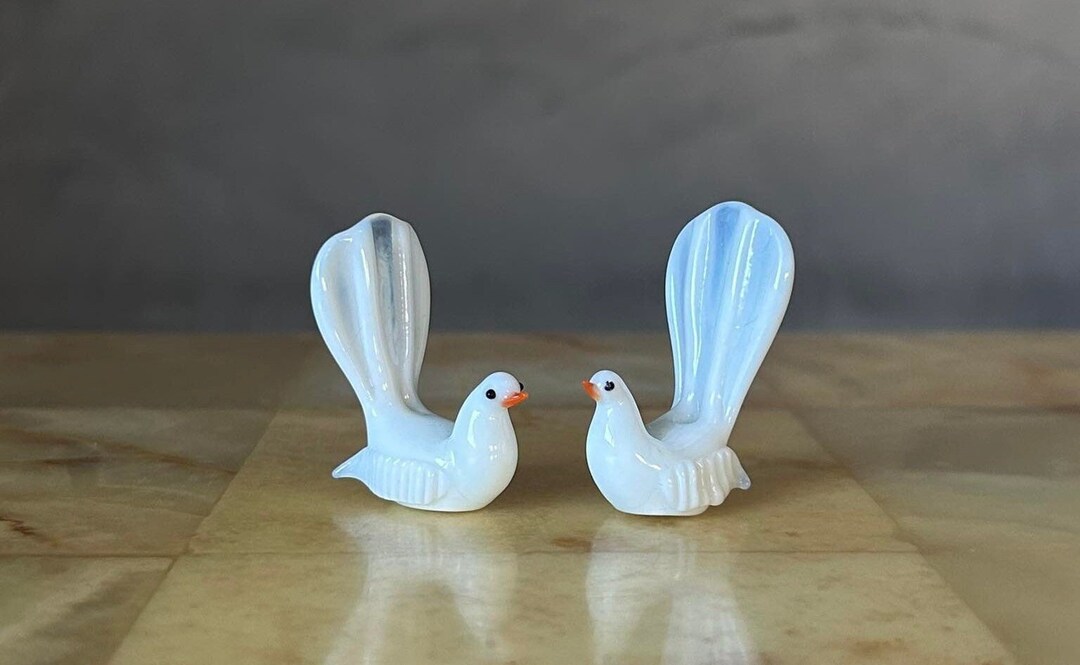 A Pair of White Pigeons, Handmade Blown Glass, Small Doves Birds ...