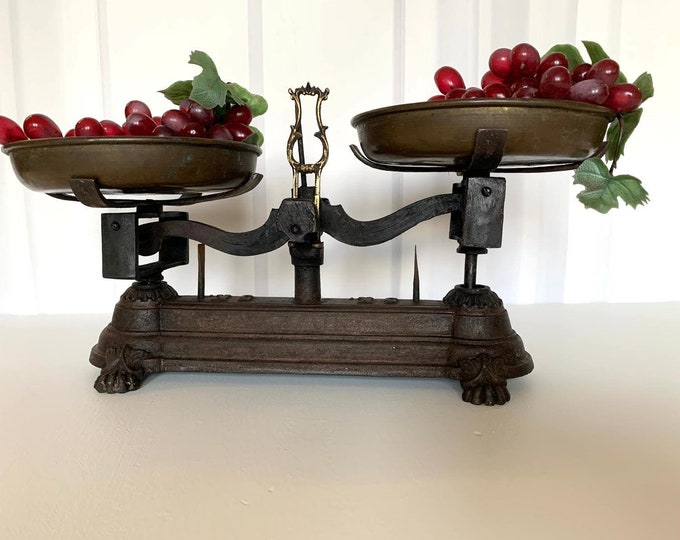 Antique Cast Iron Balance Scale With Brass Pans 5 Kg Roberval System ...