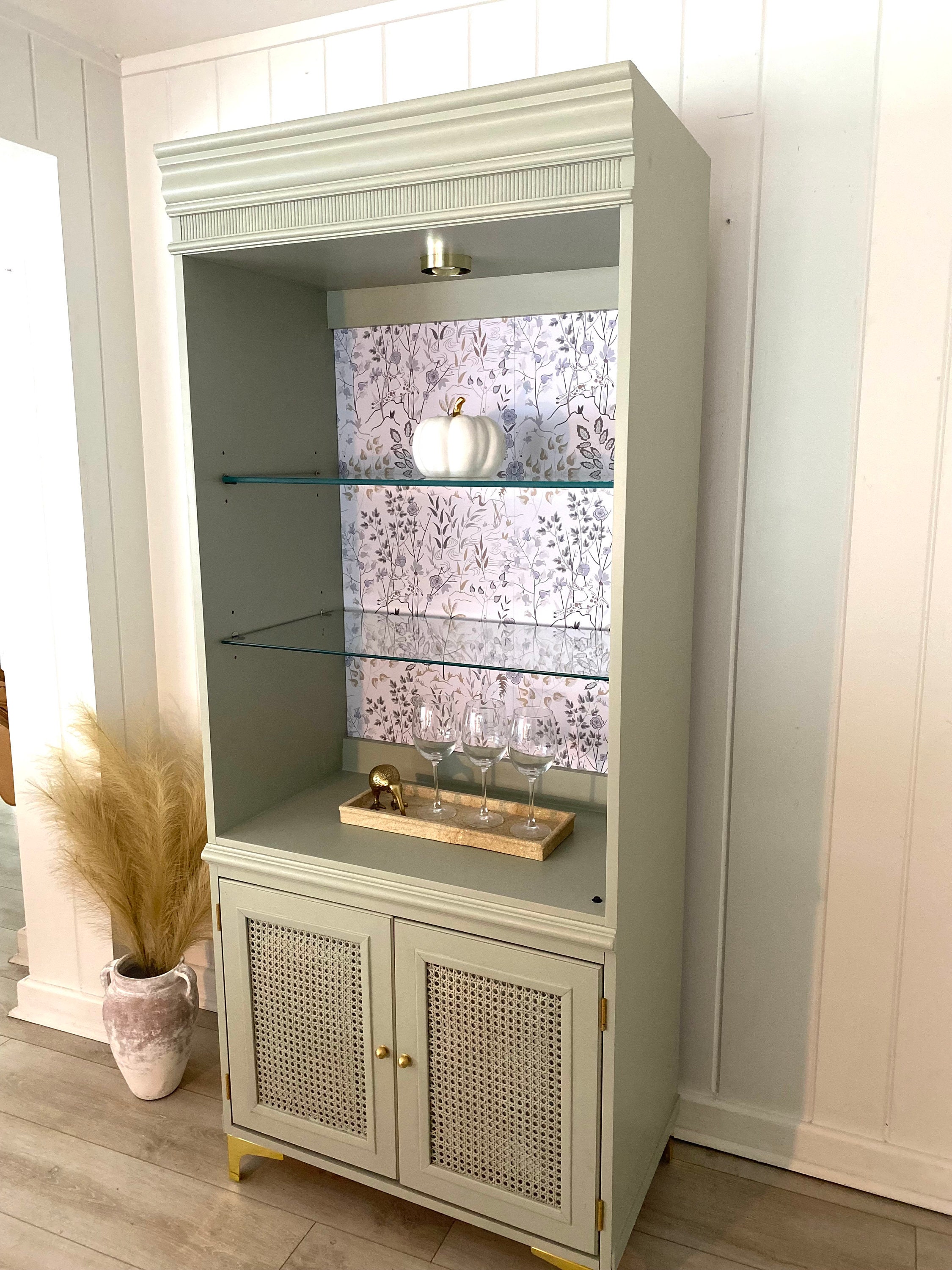 China Cabinet / Bar/ Display - Etsy