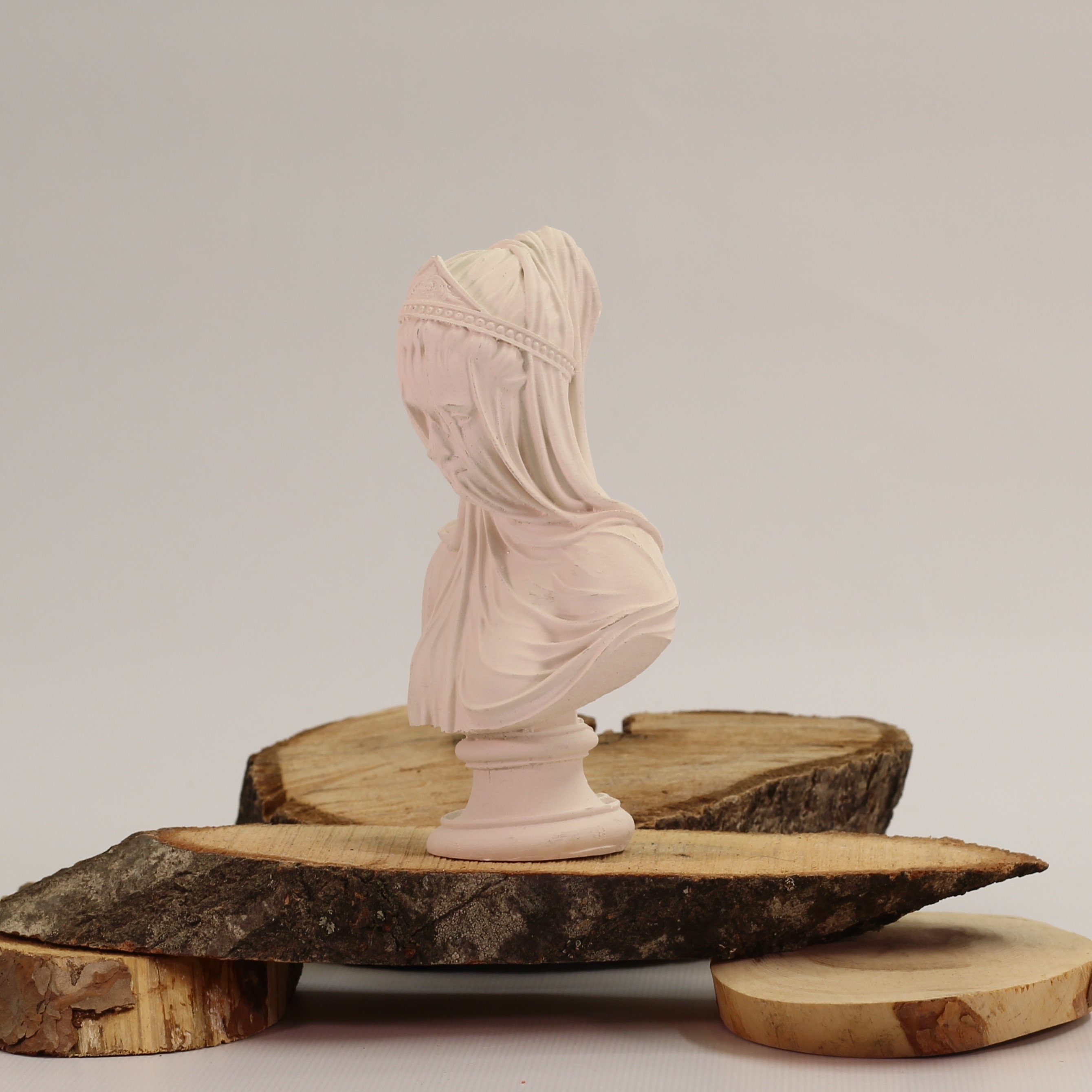 The Veiled Lady Statue Minimal Virgin Mary Sculpture - Etsy