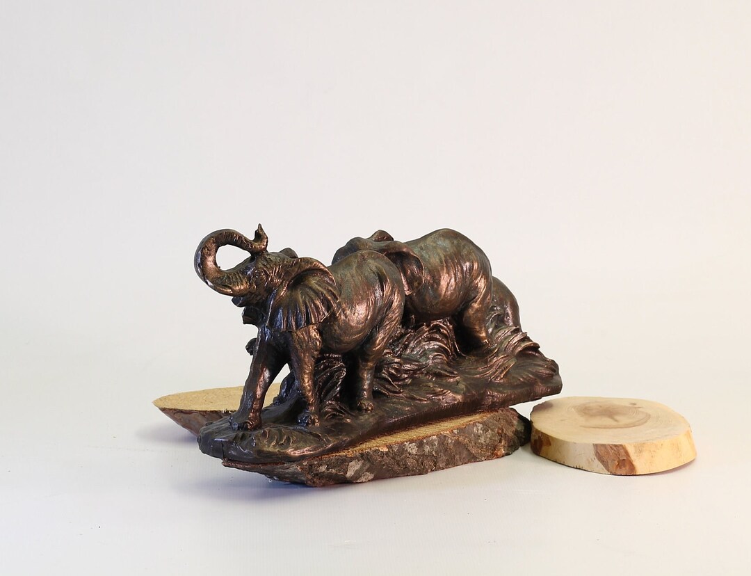 Elephant Family Statue: Home Decor Gift - Etsy UK