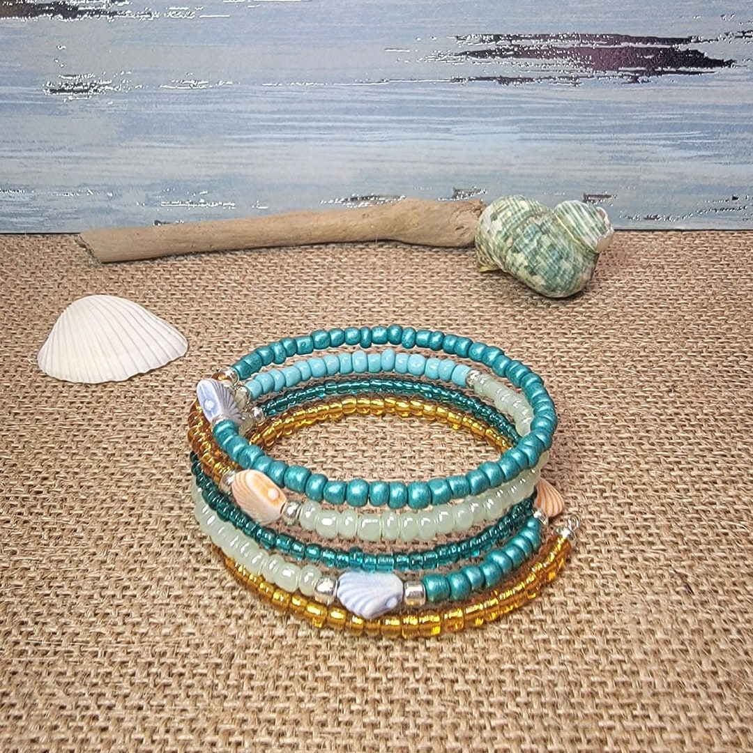 Sea Shell Memory Wire Bracelet, Ocean Inspired Jewelry, Scallop Shell ...