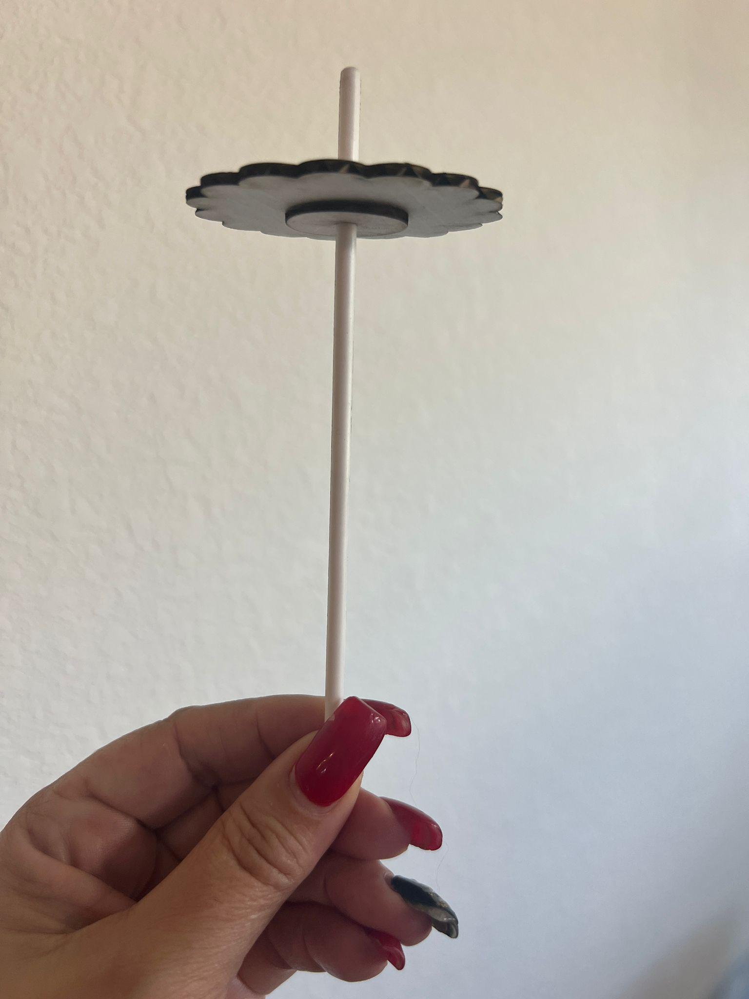 Mini Cake & Dessert Display Stand | Holds 6 Mini Cakes With Scalloped ...