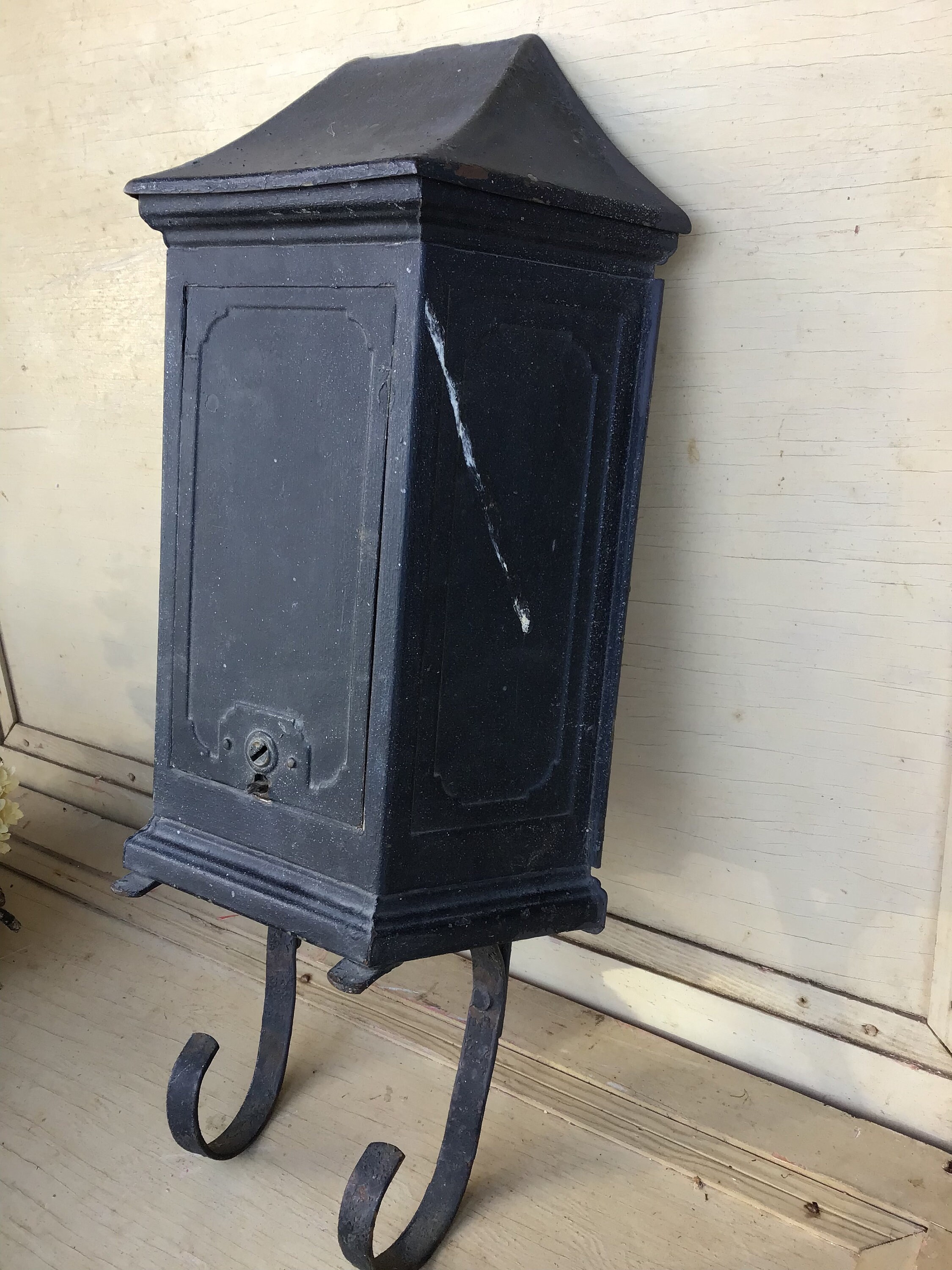 Vintage Tudor Mailbox Cast Iron Black Wall Mount Metal Farmhouse French ...