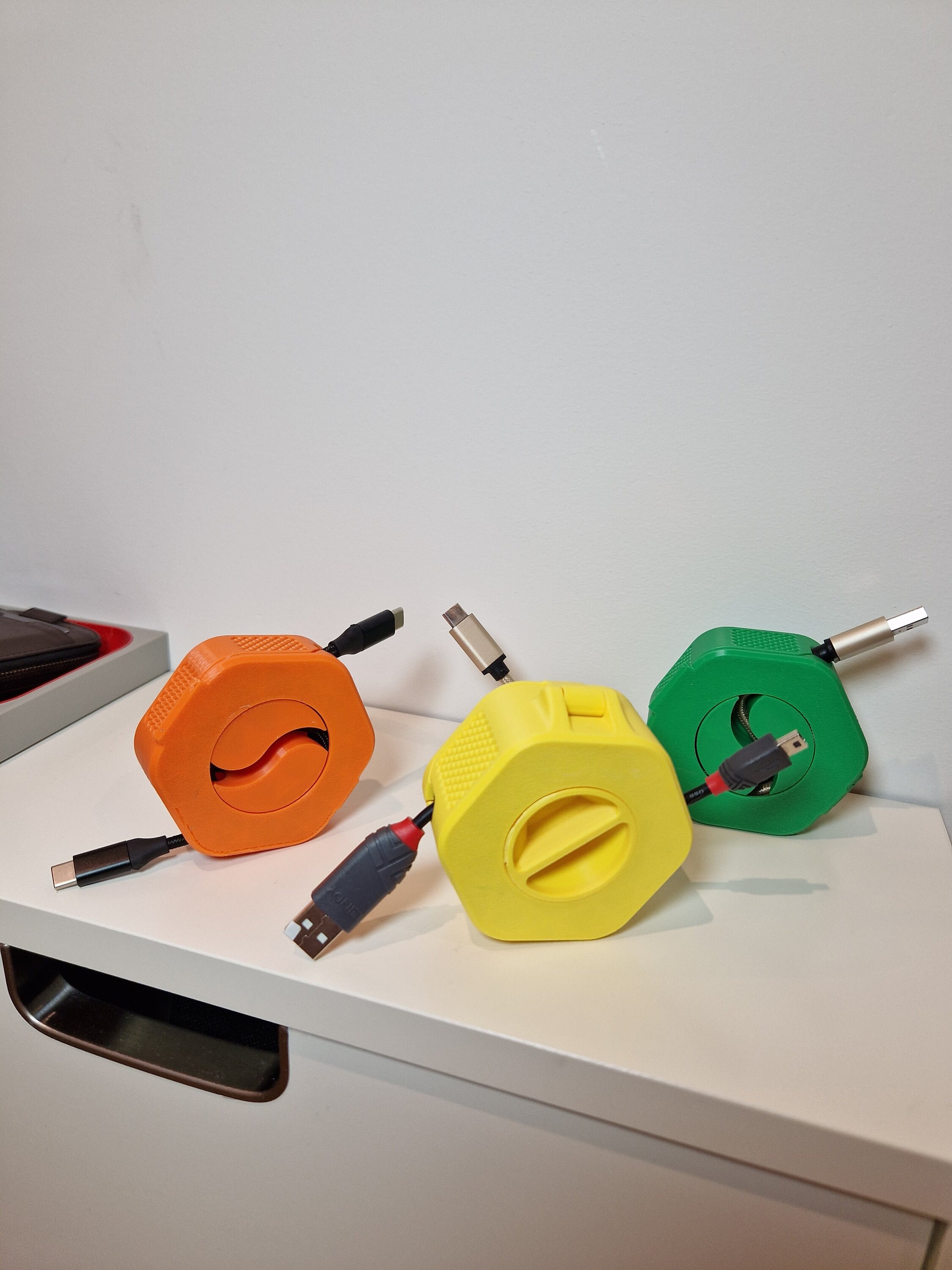 NEW COLOURS Cable Organizer and Winder Desk, Backpack and Travel Tool ...