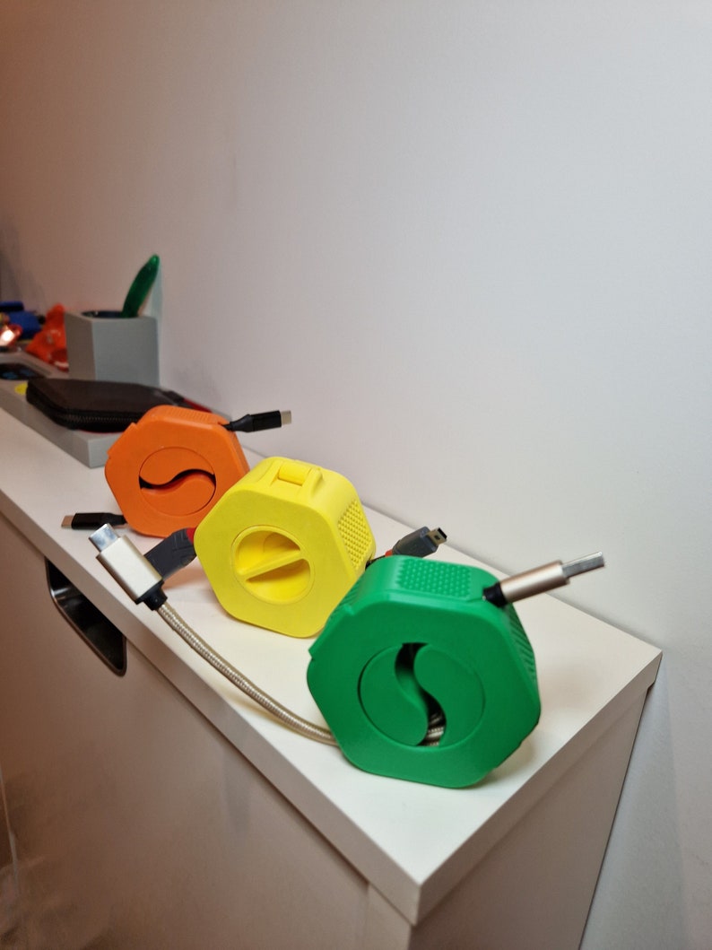 NEW COLOURS Cable Organizer and Winder Desk, Backpack and Travel Tool ...