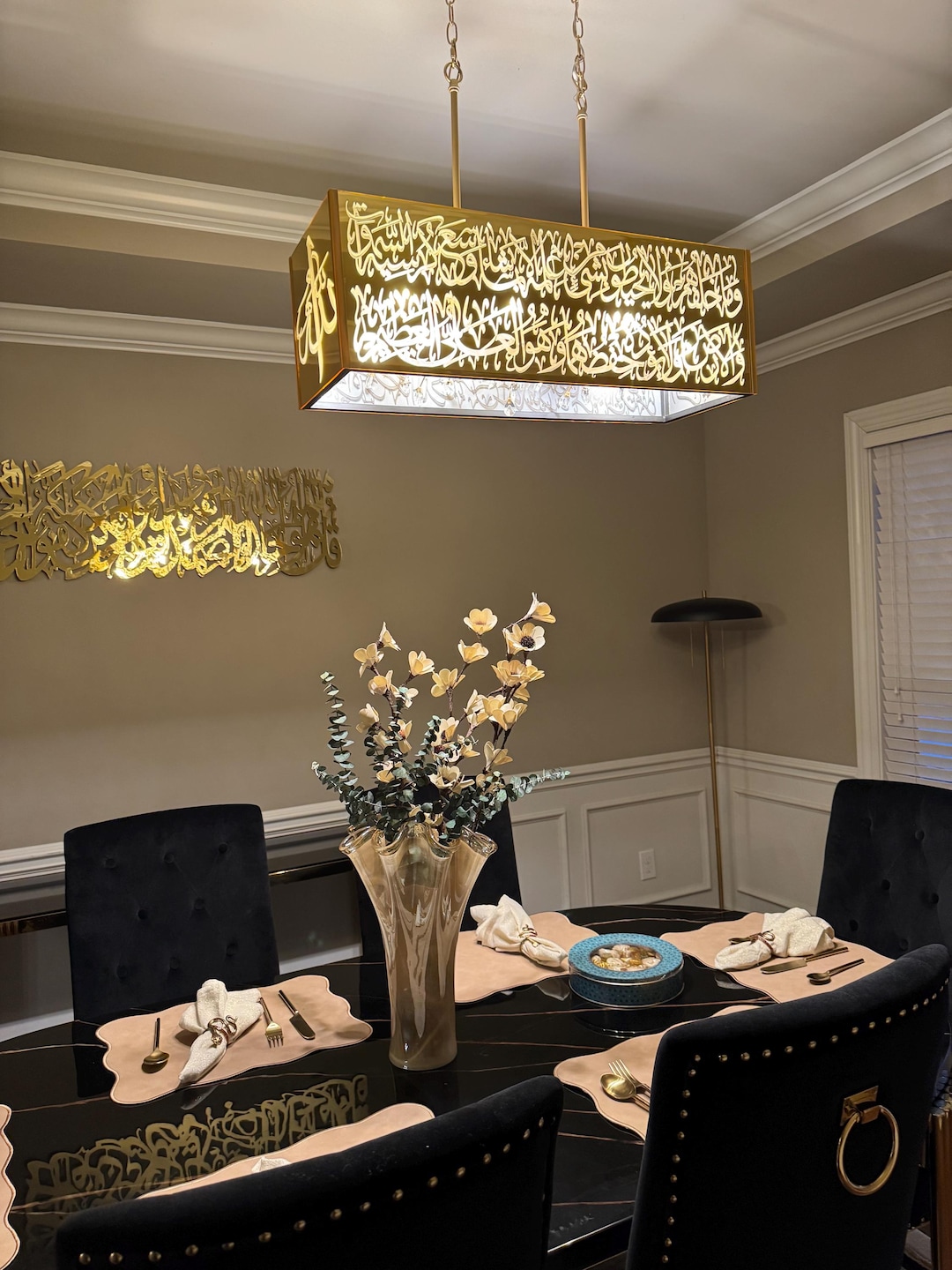 Acrylic Ayat Al-kursi Chandelier | Islamic Luxury Hanging Light ...