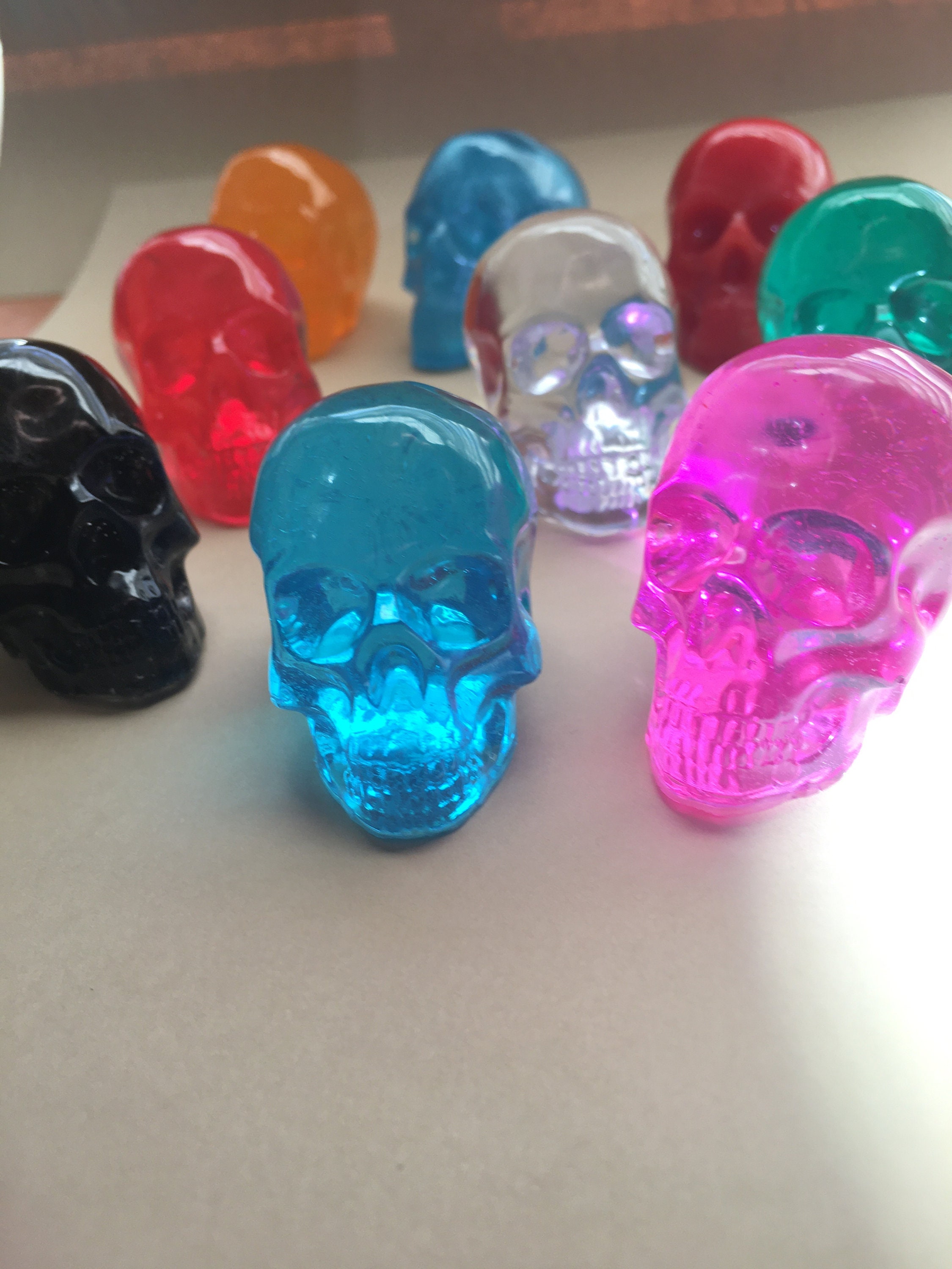 Small Resin Skulls | Skull Decoration | Epoxy Skull | Human Skull (2 ...