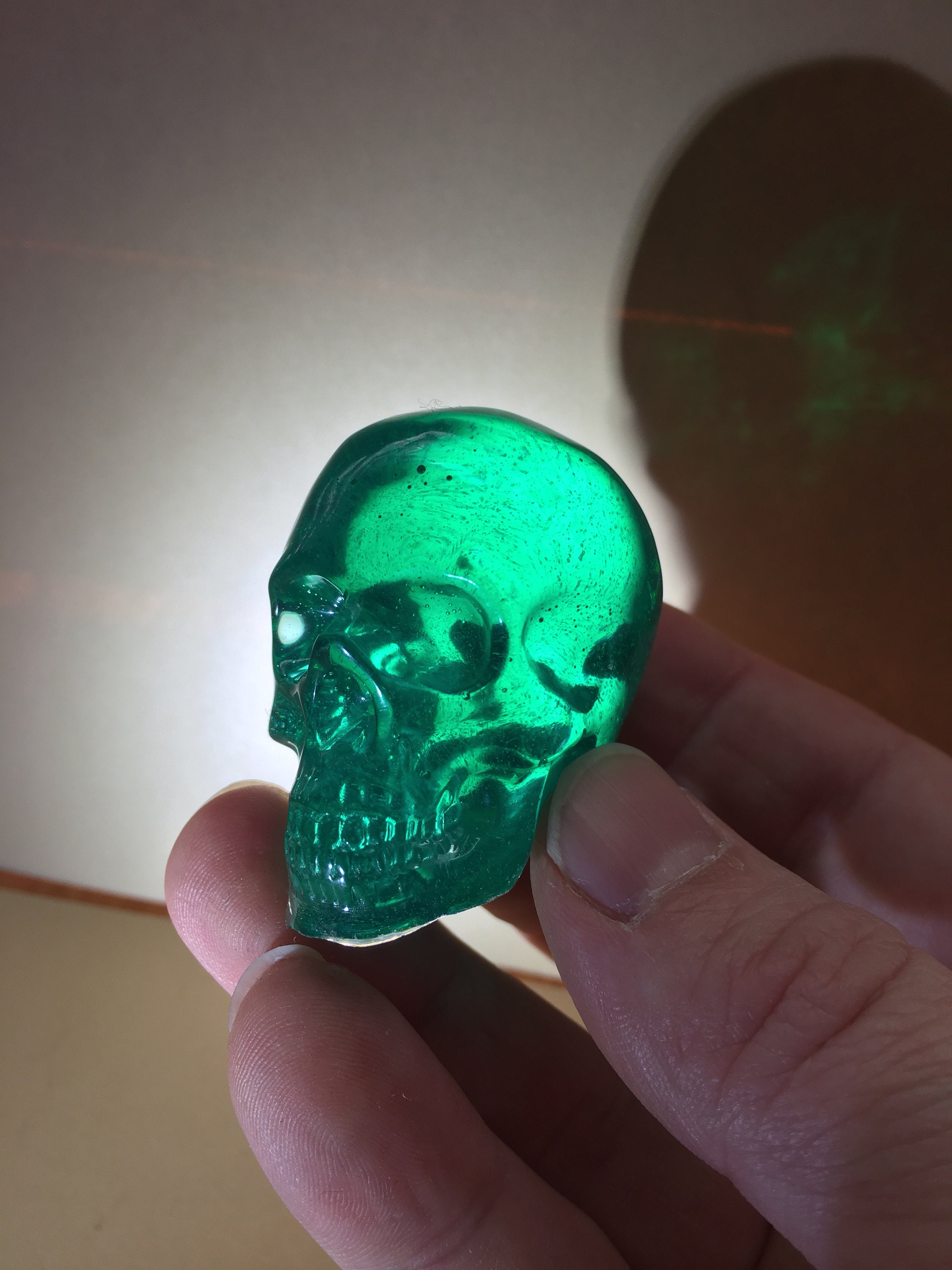 Small Resin Skulls Skull Decoration Epoxy Skull Human Skull 2 Bookshelf ...