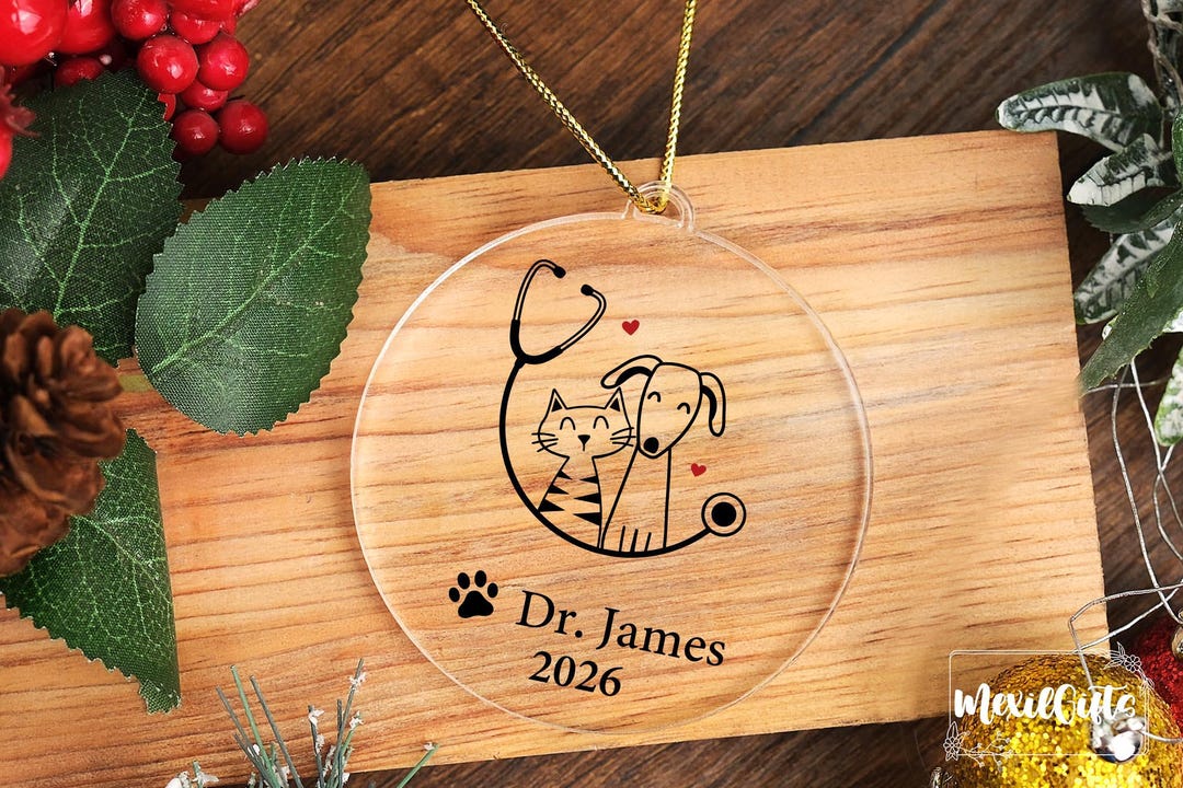 Veterinarian Christmas Ornament, Personalized Vet Keepsake, Dogs and ...