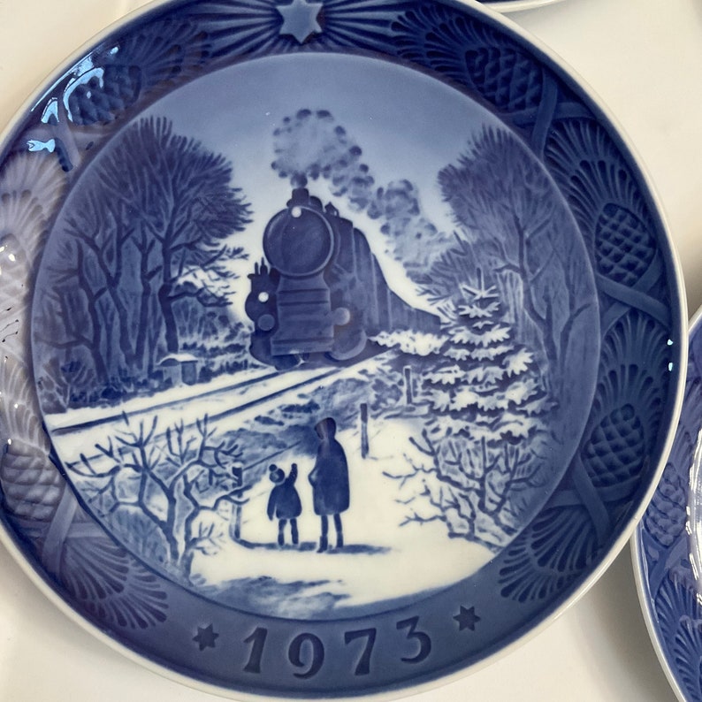 Royal Copenhagen 1961-1976 Vantage Miscellaneous Plates - Etsy