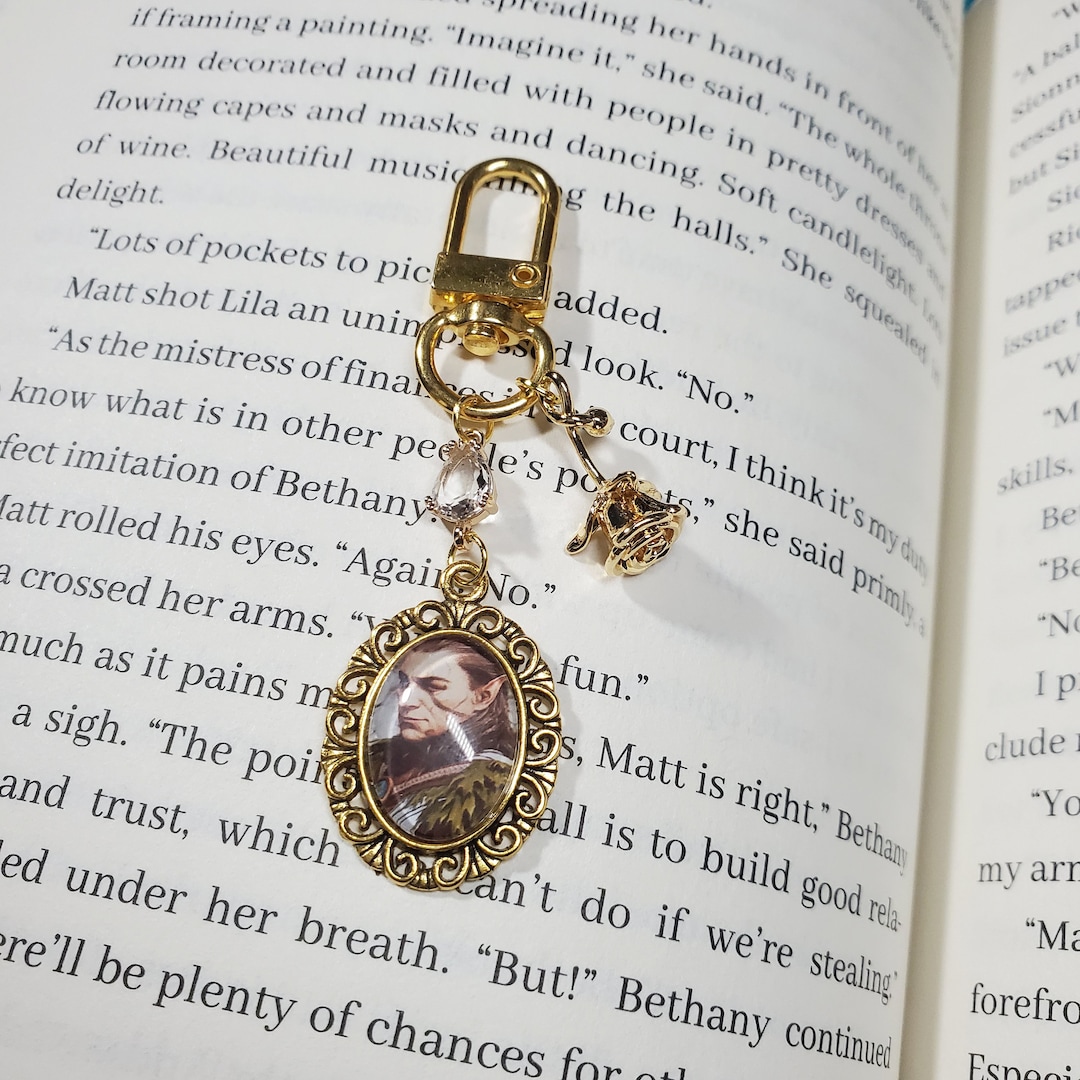 Baldur's Gate 3 Halsin Portrait Rose Keychain - Etsy