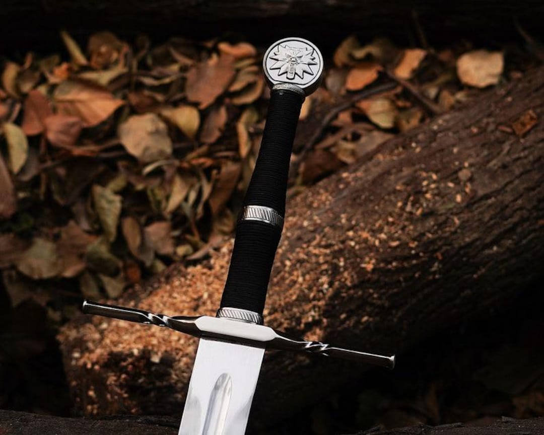 White Wolf Monster Slayer Sword With Scabbard, Handmade Steel Swords ...
