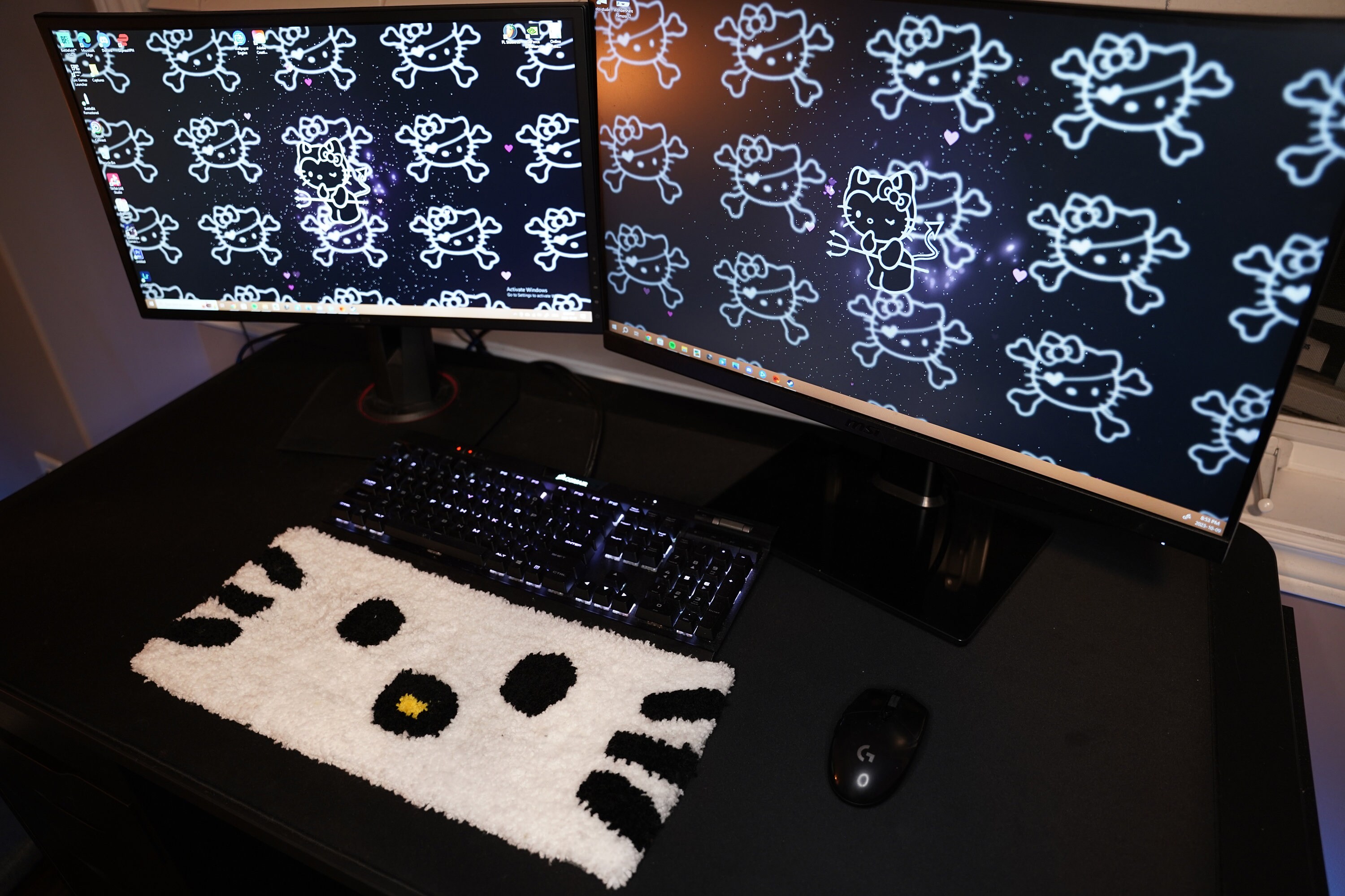 Hello Kitty Computer Arm Rest Hand Tufted With Acrylic Yarn - Etsy