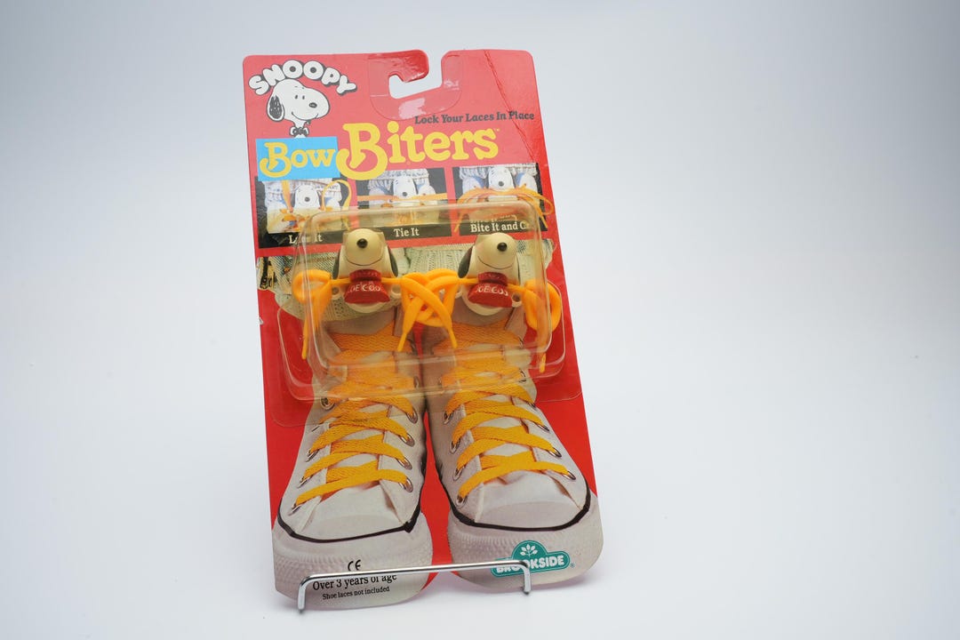 Snoopy Bow Biters Joe Cool Brookside 1989 Rare Vintage Accessory Joe ...
