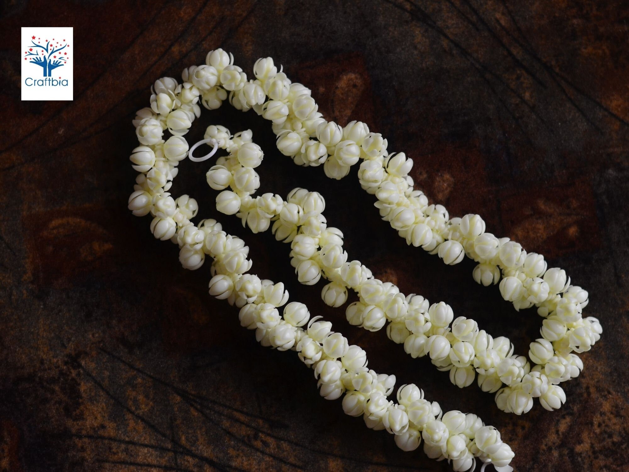 Artificial Fake Jasmine Garland/gajra/mullapoove Mala With Real Jasmine ...