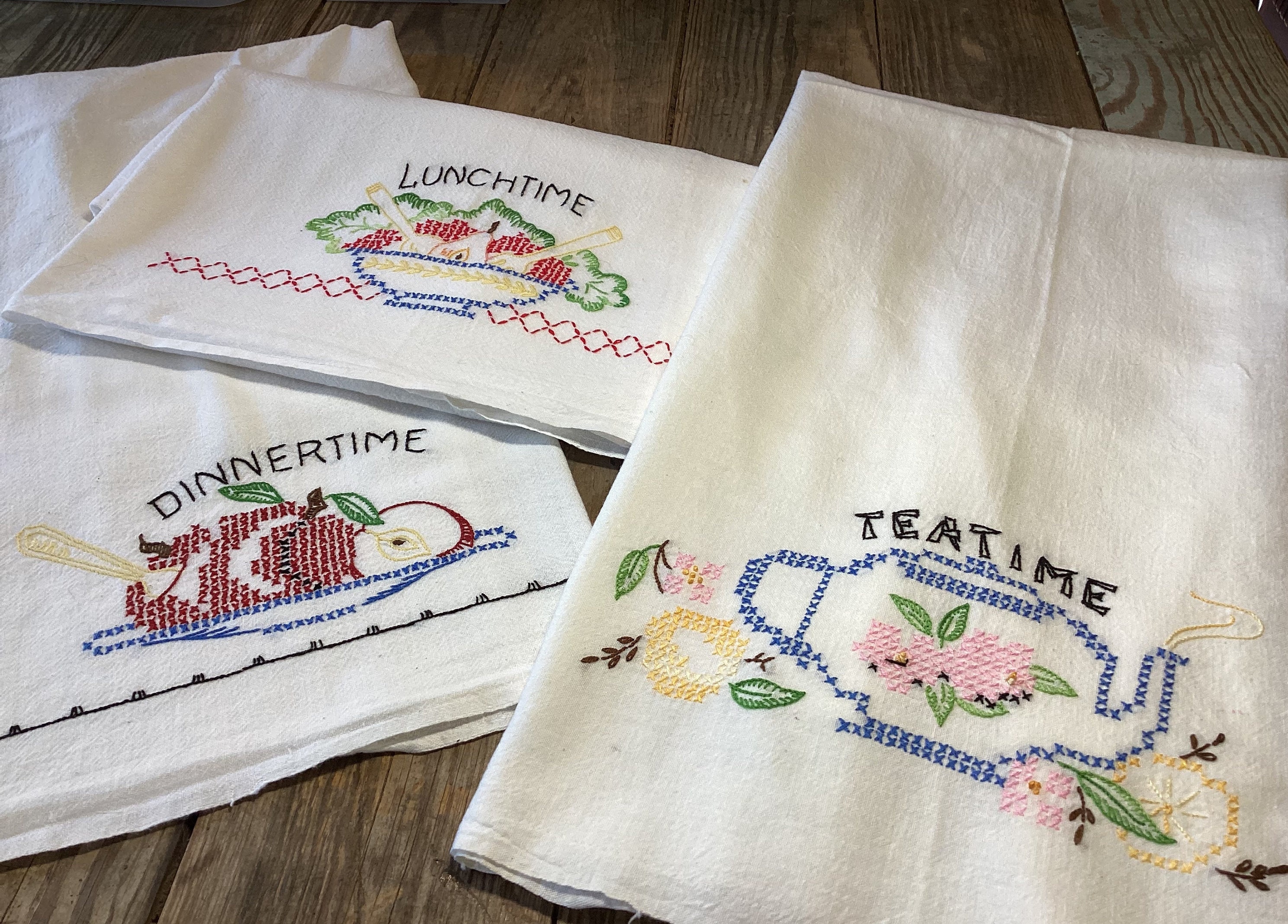 Vintage Tea Towel Set of 3 - Etsy