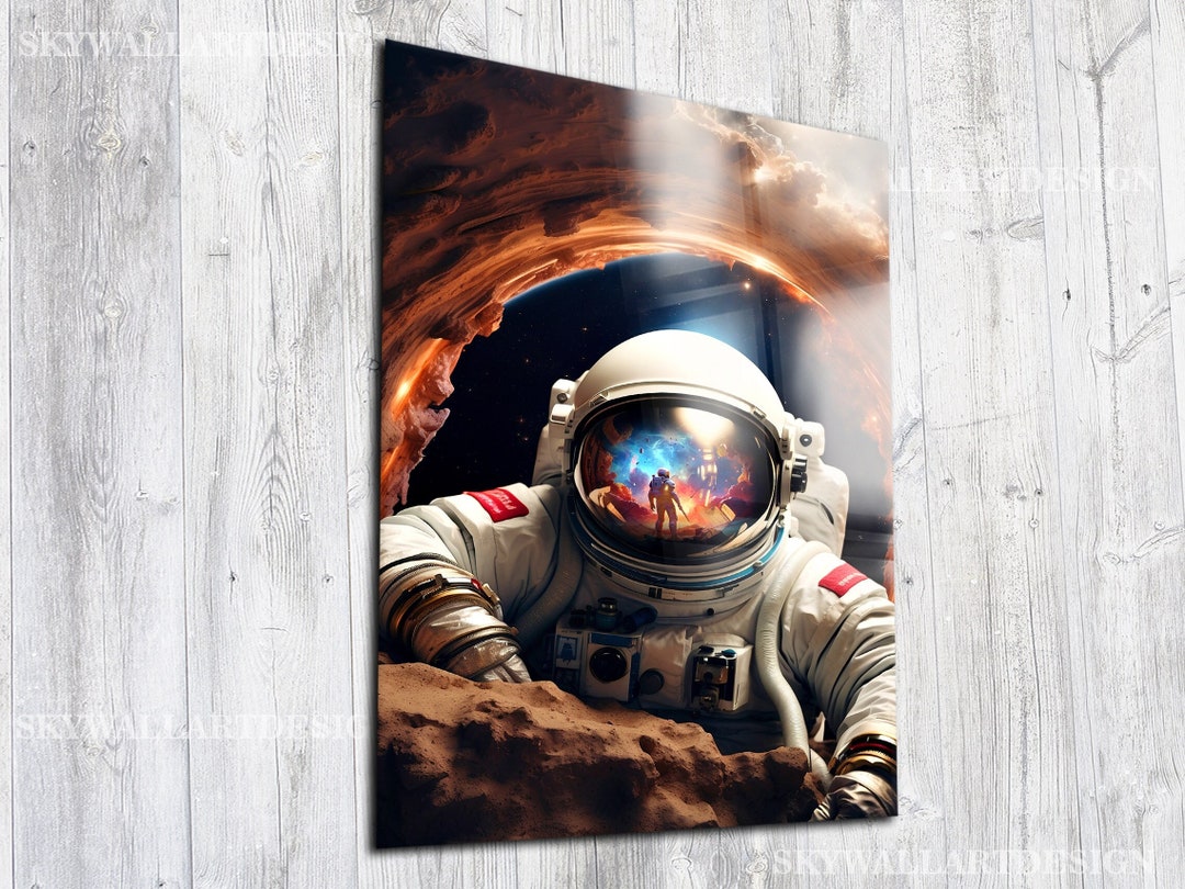Space Astronaut Glass Art, Astronaut Landing, Astronaut Glass Decor ...