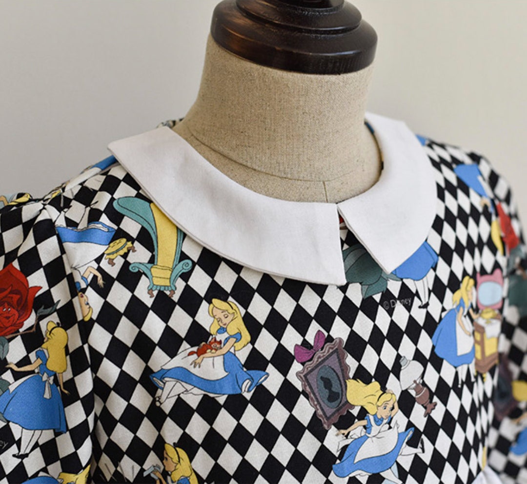 Disney ALICE IN WONDERLAND, Digital Printing Fabric, by Yard, 4 Colours ...