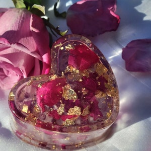 Trinket Box With Real Rose Petals and Gold Flakes, Jewelry Box, Gift ...