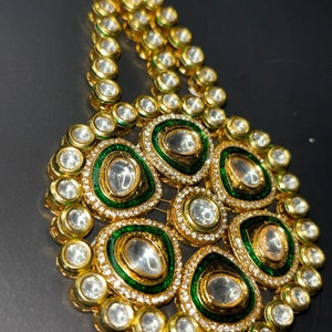 Enchanted Emerald Elegance - Premium Dabi Kundan Pasa With Handcrafted ...