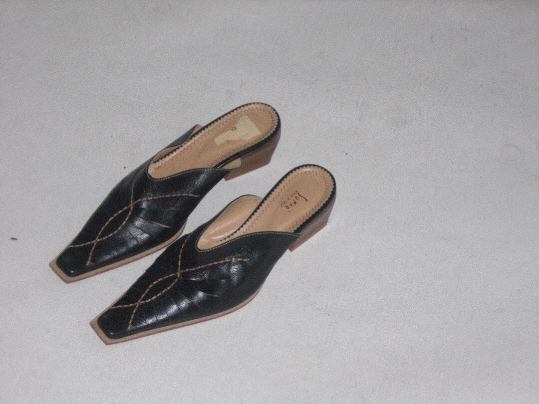Leather Mule With Pointed Toe and Stitch Detail Cutout - Etsy