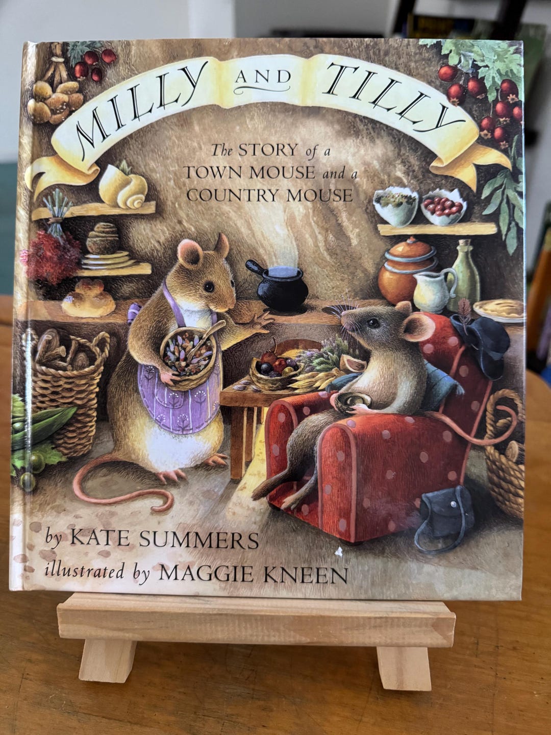 VINTAGE Milly and Tilly - the Story of a Town Mouse and a Country Mouse ...