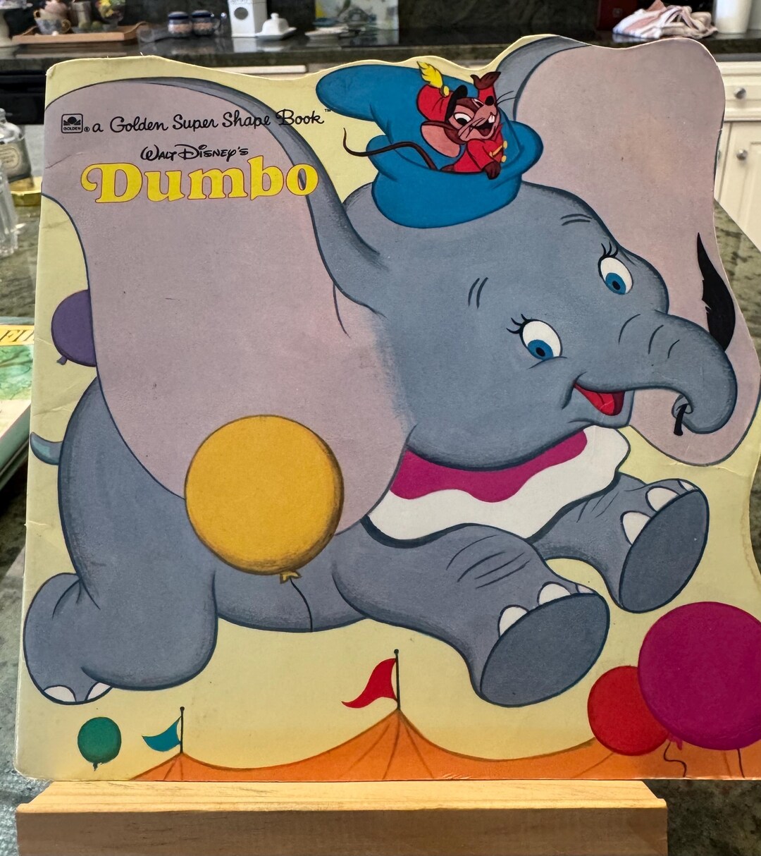 VINTAGE Walt Disney’s Dumbo- A Golden Shape Super Book 1977 - Etsy