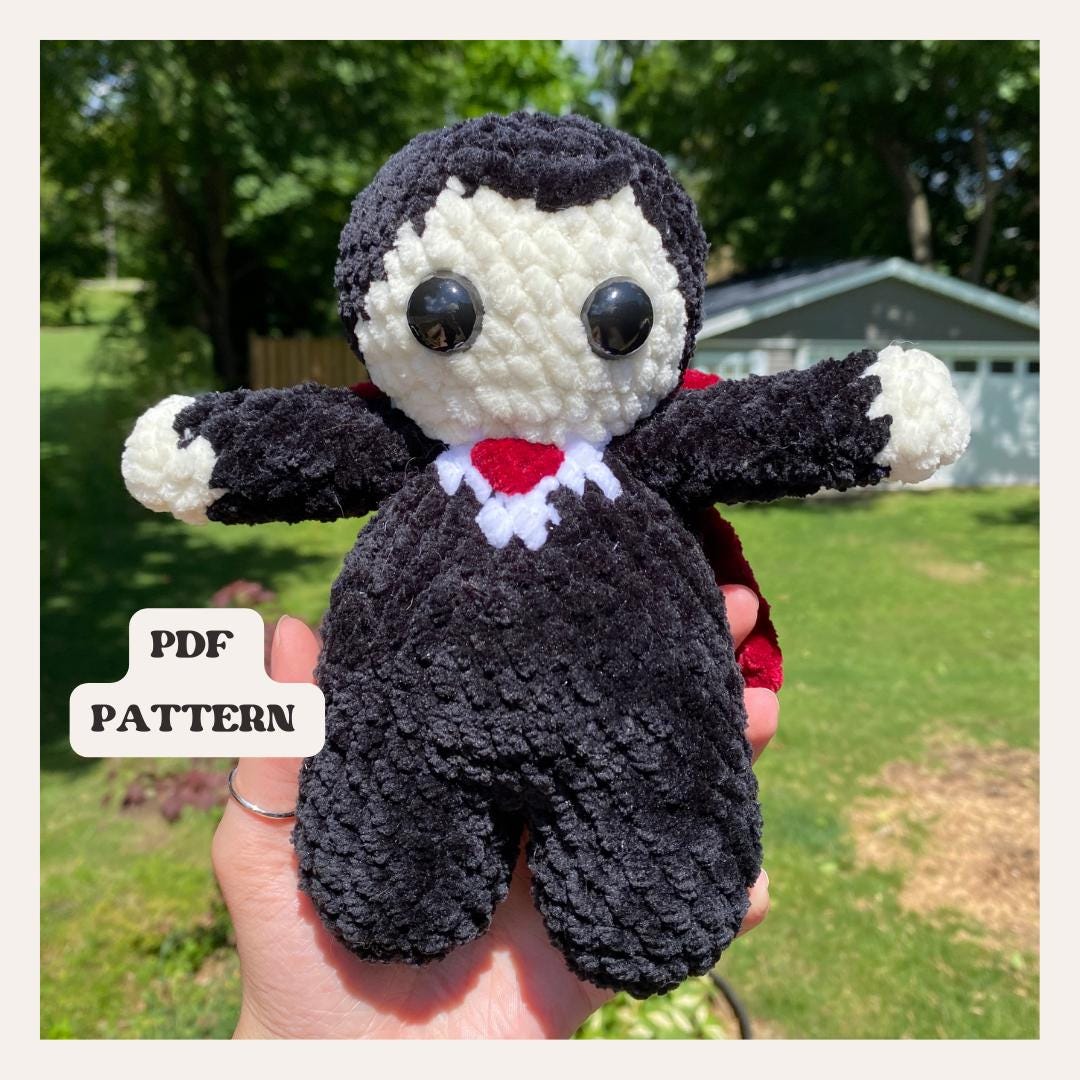 NO SEW Vampire Crochet Pattern, Dracula Crochet Pattern, Amigurumi ...