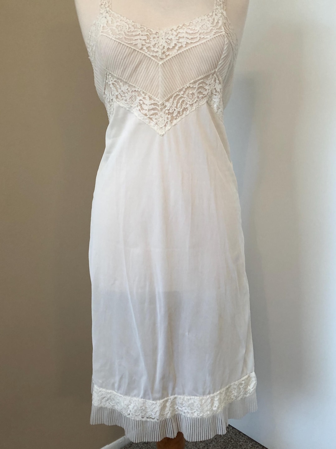 Full Slip, White, Lacy, Lace Shoulder Straps, Parkelle, Nylon Tricot ...