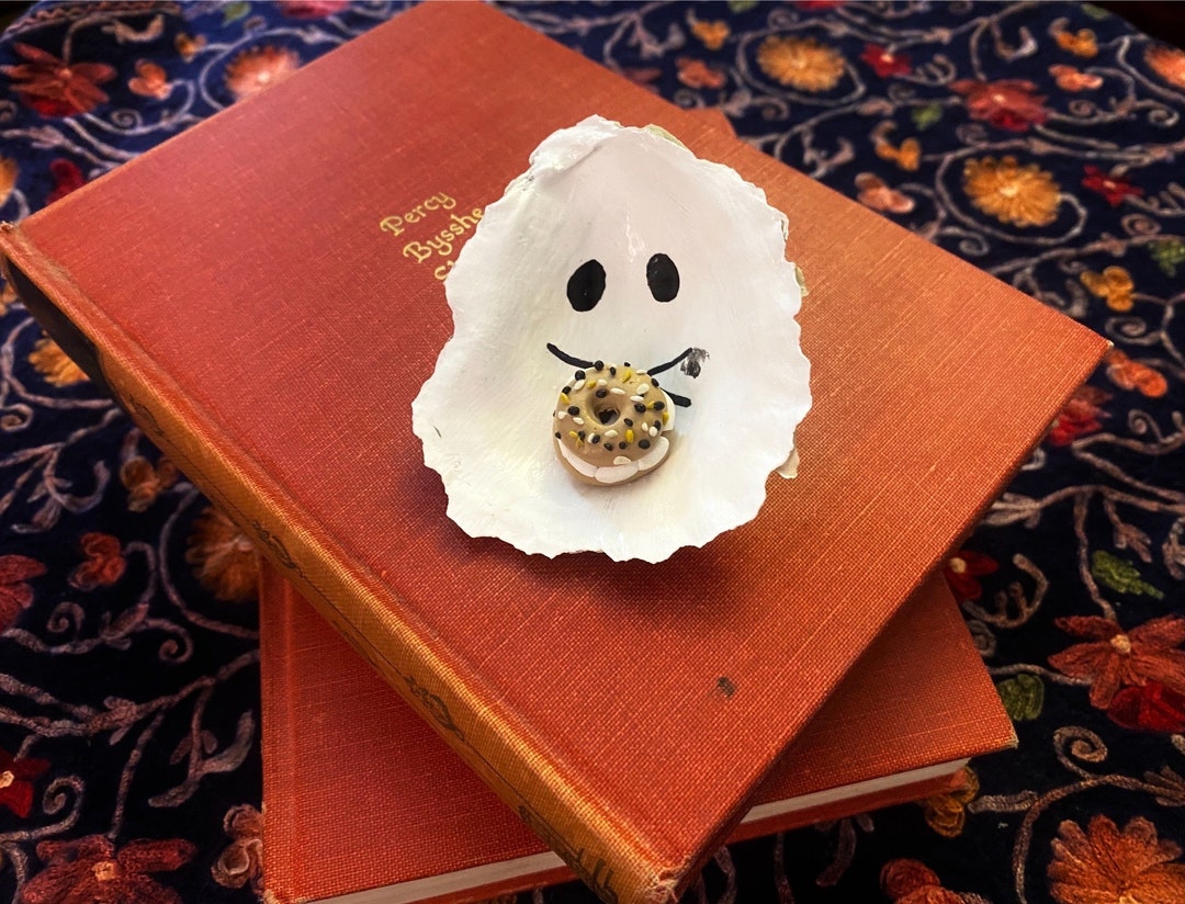 Miniature Everything Bagel Ghost, Little Ghosty, Maine Oyster Crafts ...