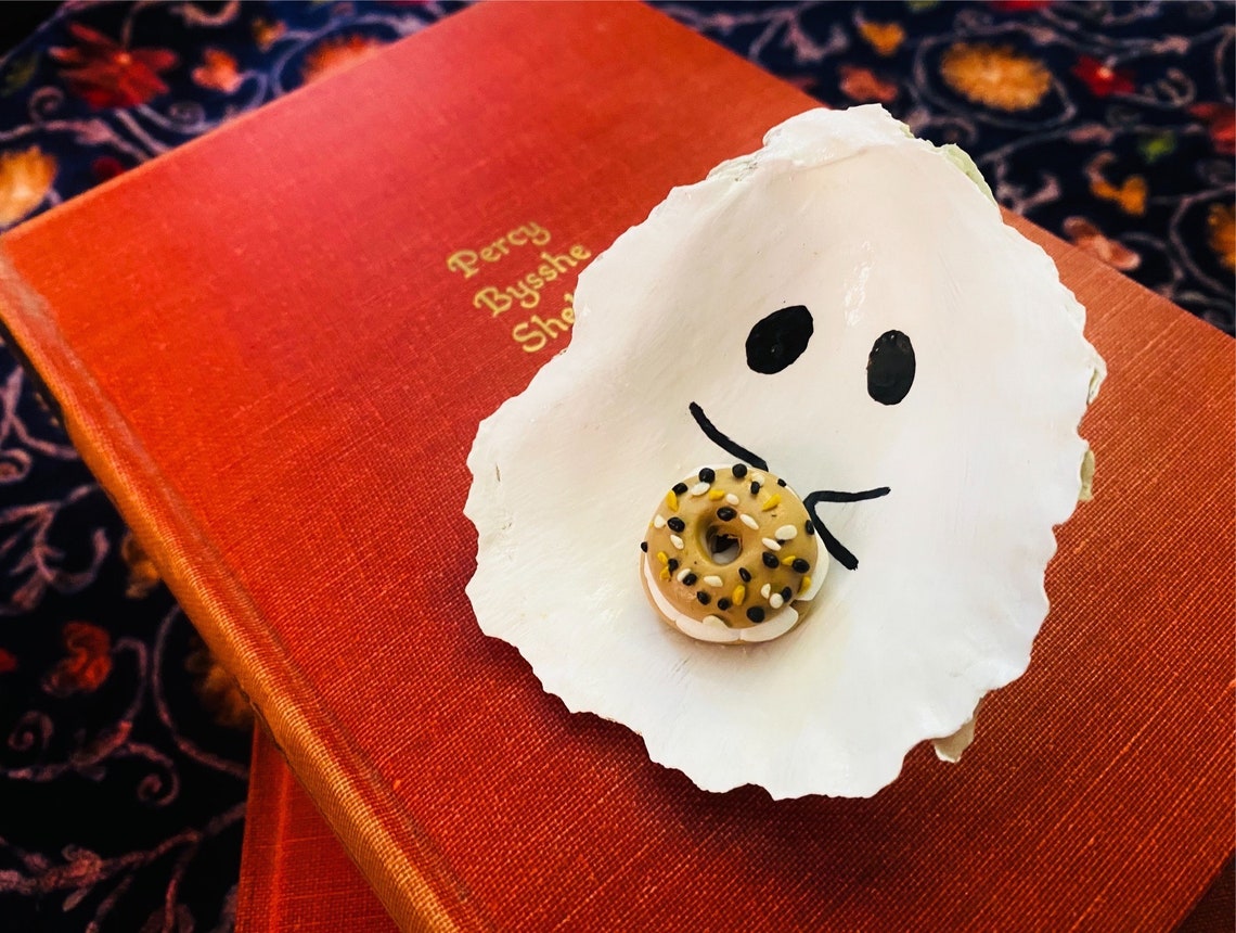 Miniature Everything Bagel Ghost, Little Ghosty, Maine Oyster Crafts ...