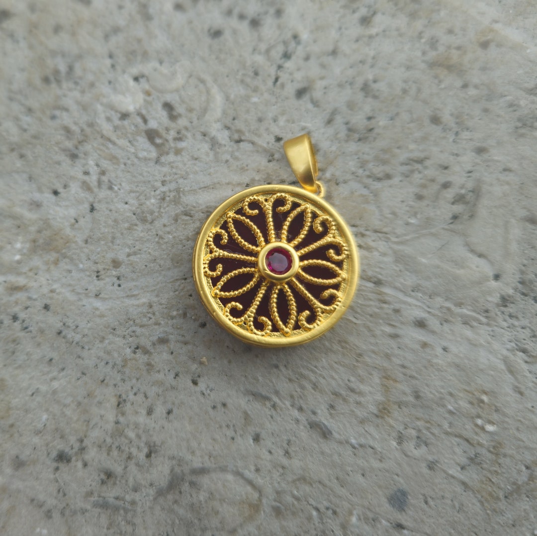 Pendant of Psychic Powers Spell Amulet to Attract Witch DNA Attunement ...