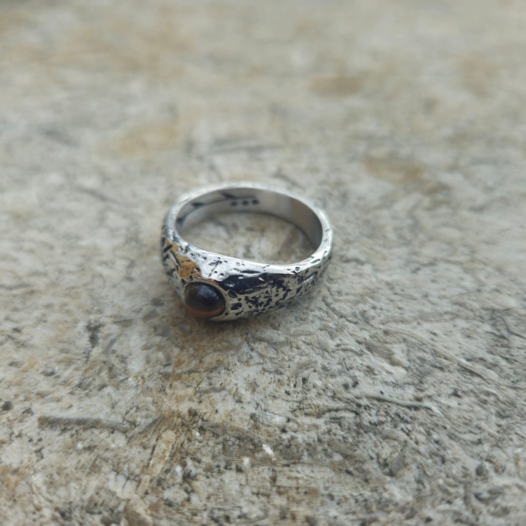 Angels and Demons Bound to One Ring With an Illuminati Spell of Old ...