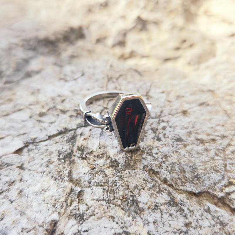 Haunted Ring - Etsy