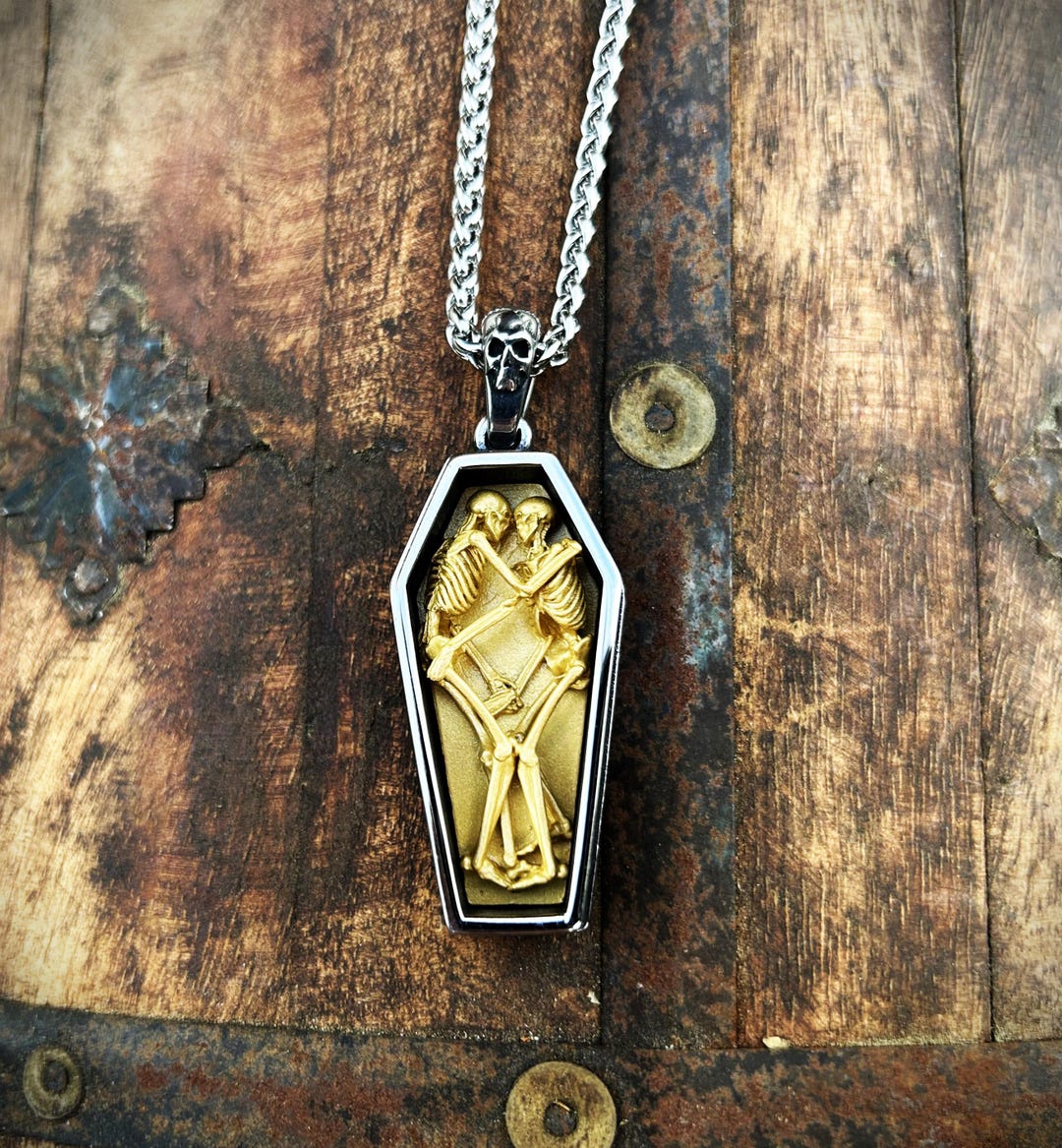 Vampire Love Talisman Dark Lover's Magick Pendant of Metaphysical ...