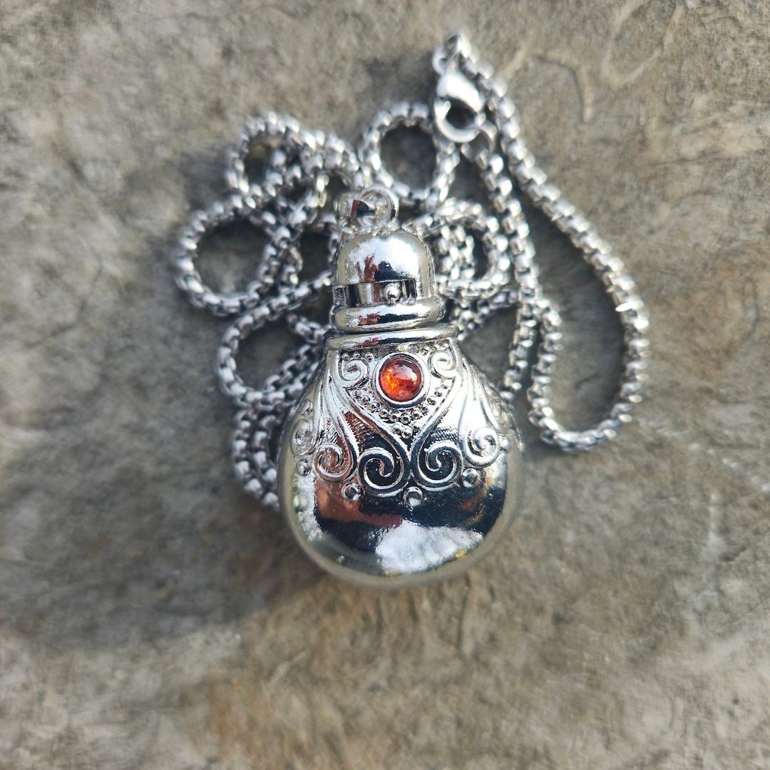 King Jinn Spell Aswad Al Nar Bound to a Bottle | Magical Amulet ...