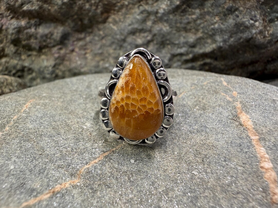 Wish-granting Djinn Ring, Wealth & Prosperity Genie Spirit Vessel ...