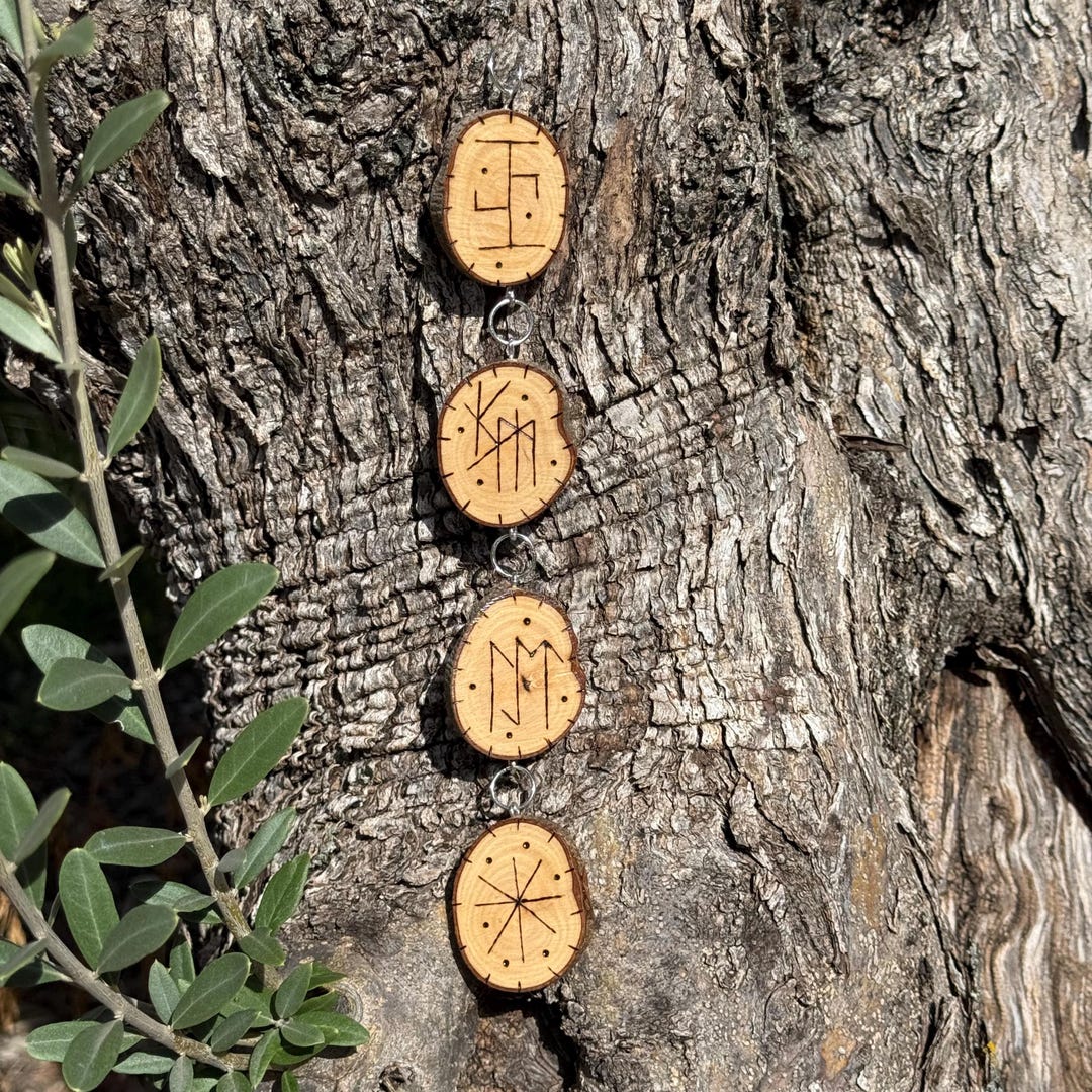 Health Rings in Olive Wood – Set of Decorative Talismans for Well-being ...