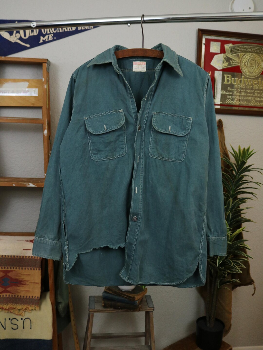 Vintage 1940s Sanforized Model Work Button up Shirt L Distressed Made ...