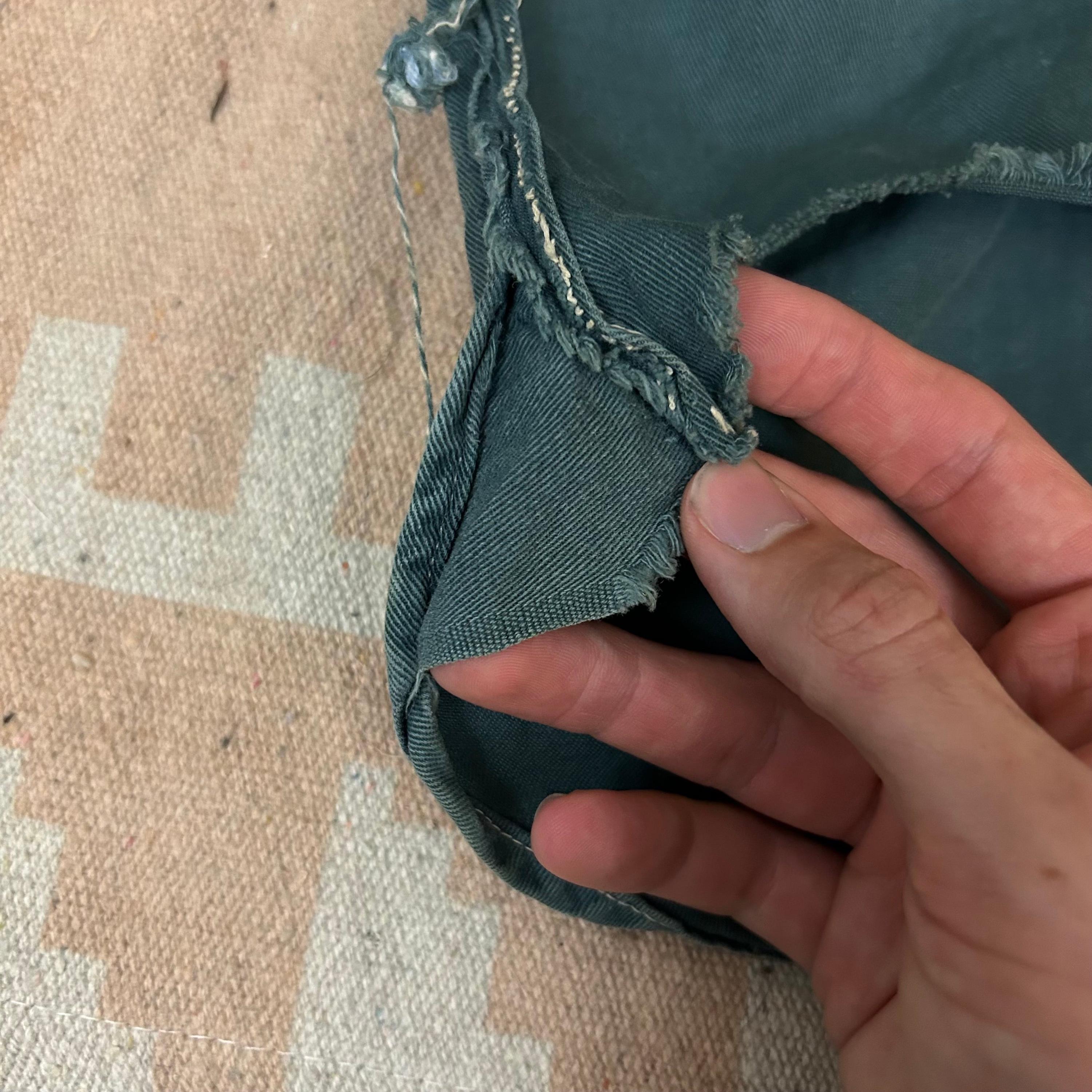 Vintage 1940s Sanforized Model Work Button up Shirt L Distressed Made ...