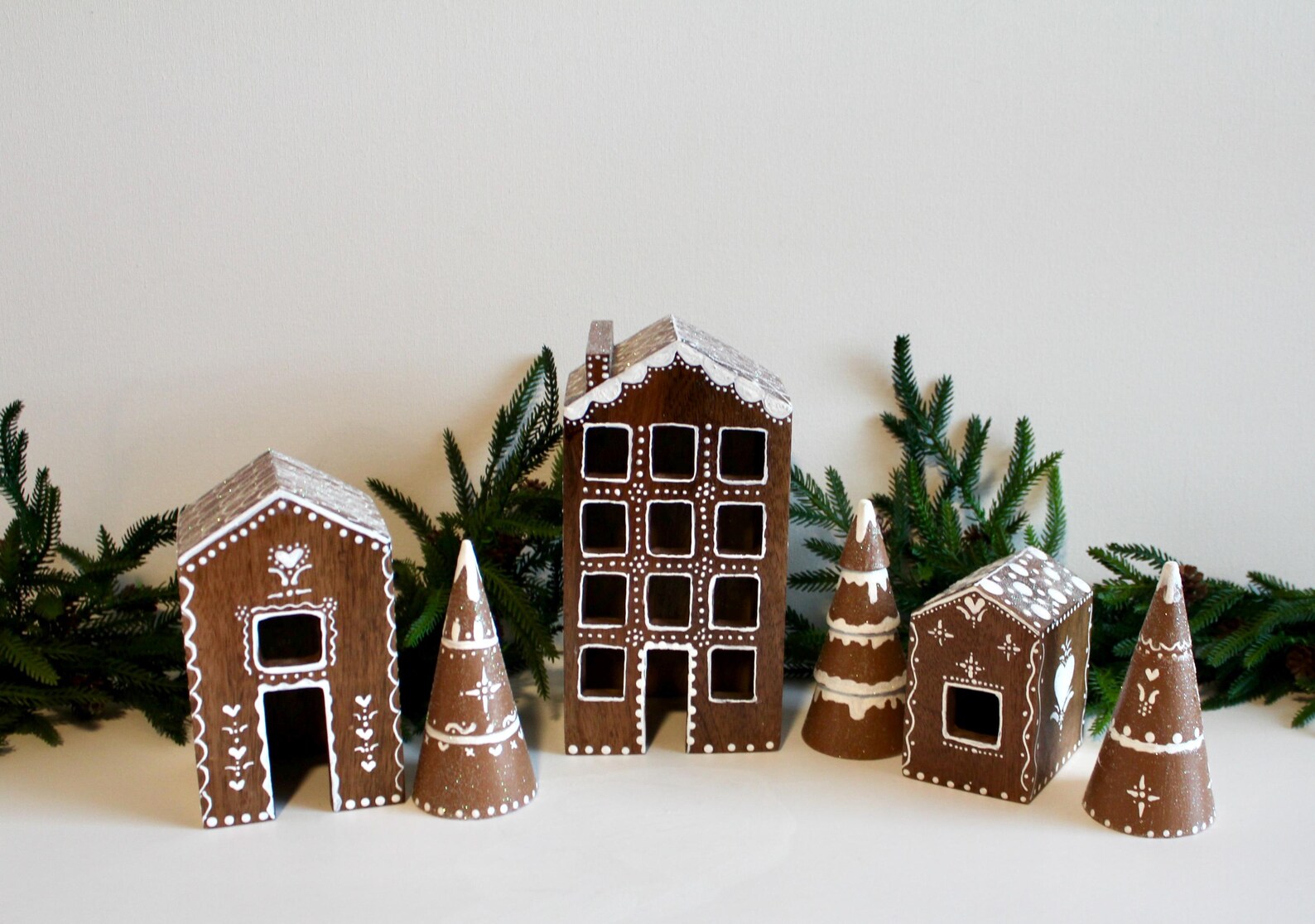 Rustic Wood Gingerbread House Set: Hand Painted Christmas Village With ...