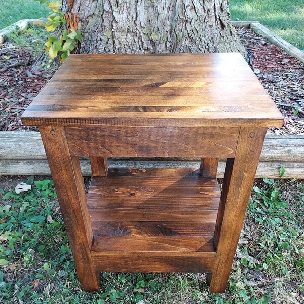 Rustic End Table - Etsy