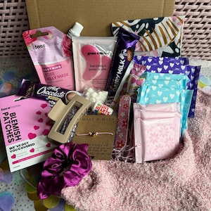 Period Gift Box, Luxury Pamper Hamper for Her, Self Care Gift, Period ...