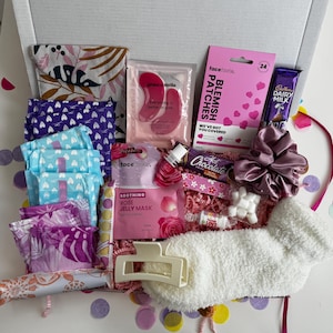 Period Gift Box, Luxury Pamper Hamper for Her, Self Care Gift, Period ...