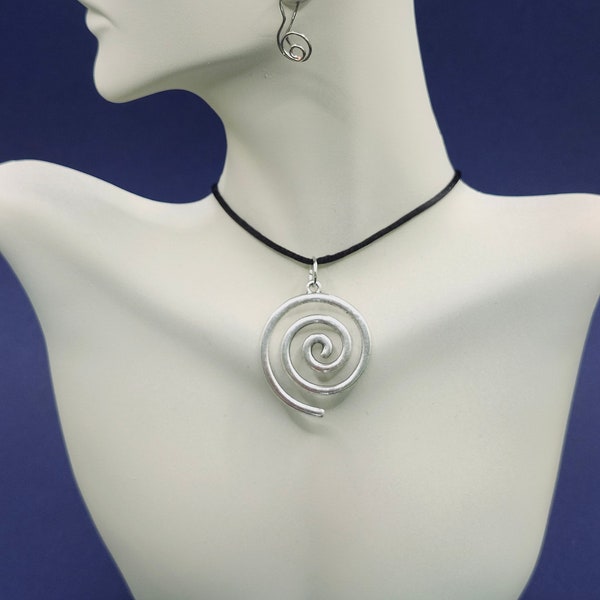 Spiral Necklace - Etsy