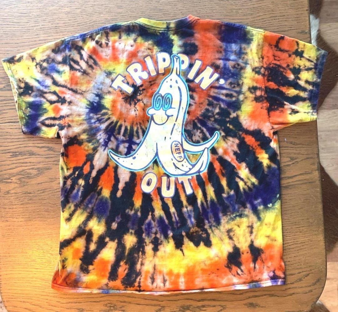 Trippin Out Tie Dye T-shirt - Etsy