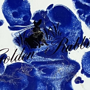 Vintage Golden Rabbit Enamel Dutch Oven Blue & White Marble Enamelware ...